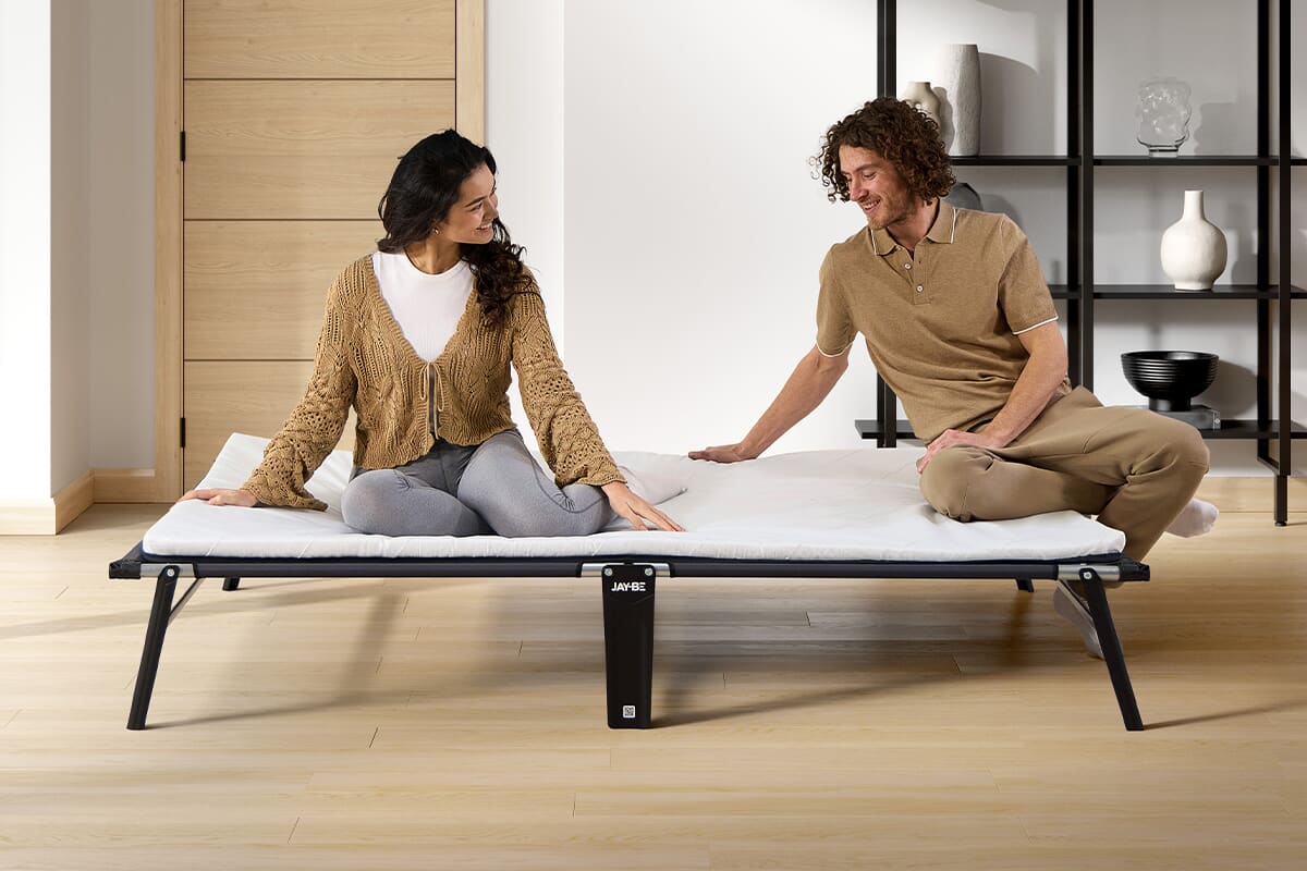 Small folding bed store
